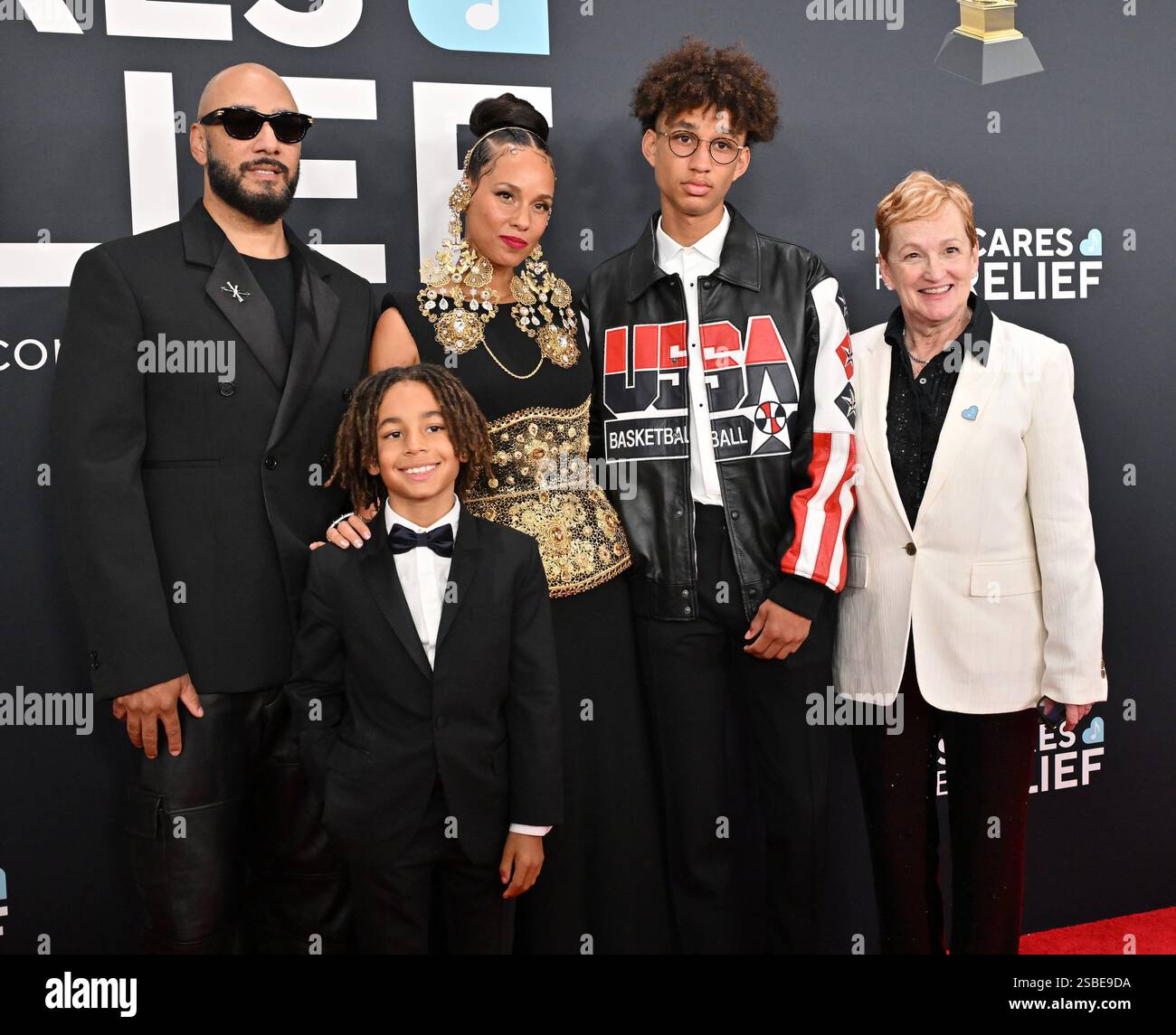 Los Angeles, USA. 02nd Feb, 2025. Swizz Beatz, Genesis Ali, Alicia Keys ...