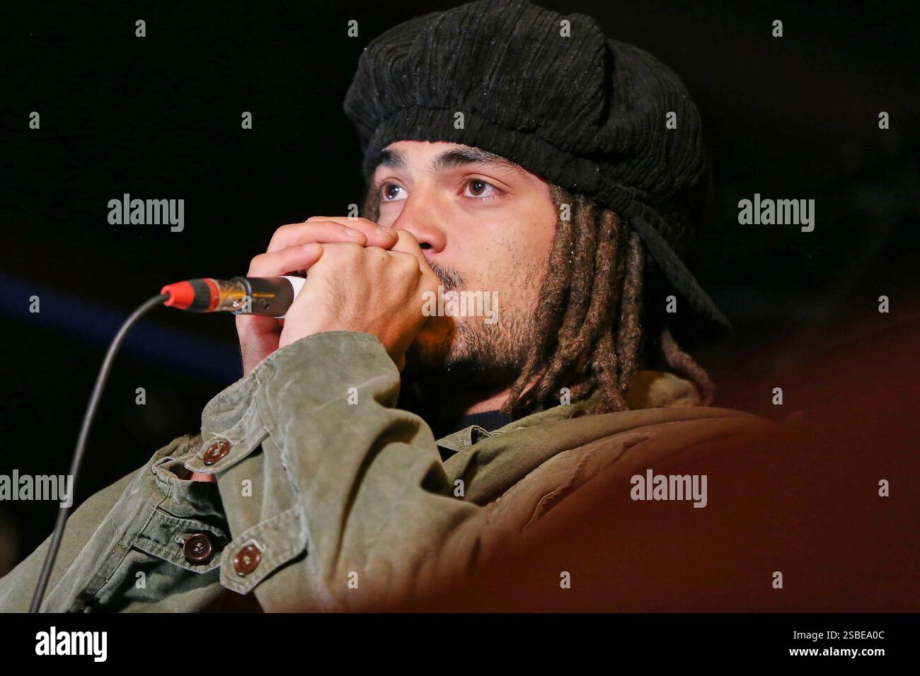 Berlin, Deutschland, 02.02.2025: Konrad-Adenauer-Haus: Demo unter dem ...