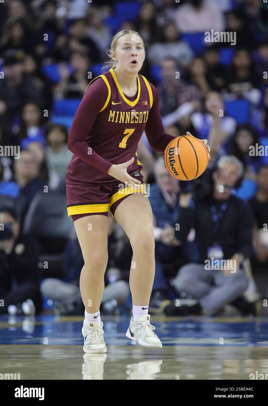 LOS ANGELES, CA - FEBRUARY 2: Minnesota Golden Gophers guard McKenna ...
