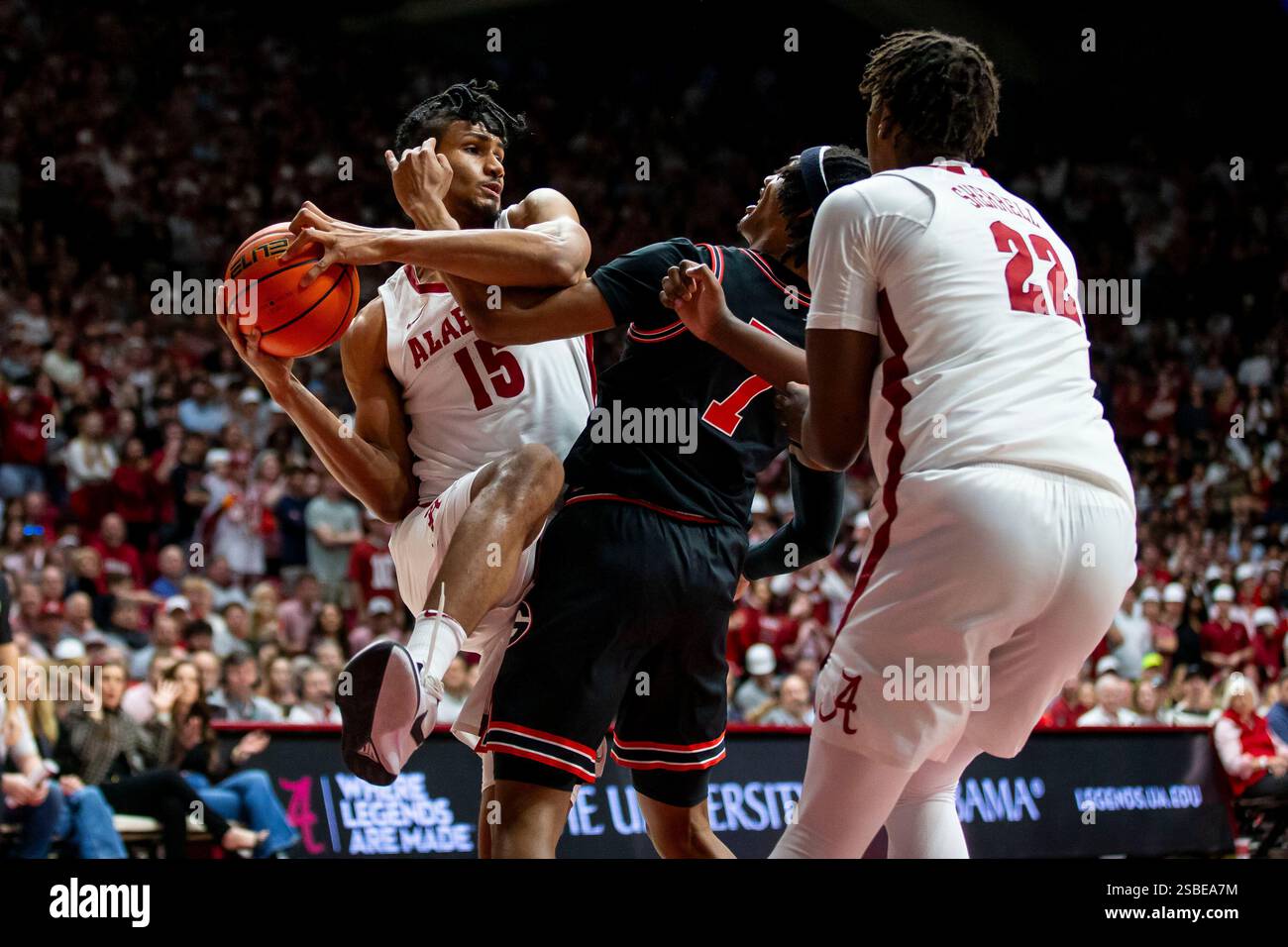 Alabama forward Jarin Stevenson (15) pulls a rebound away from Georgia ...