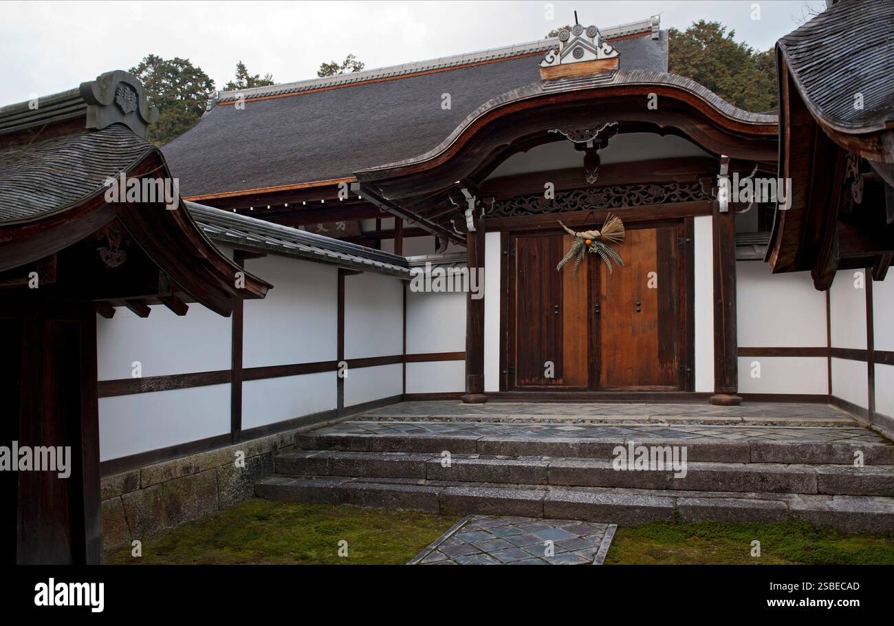 Imperial envoy gate hi-res stock photography and images - Alamy