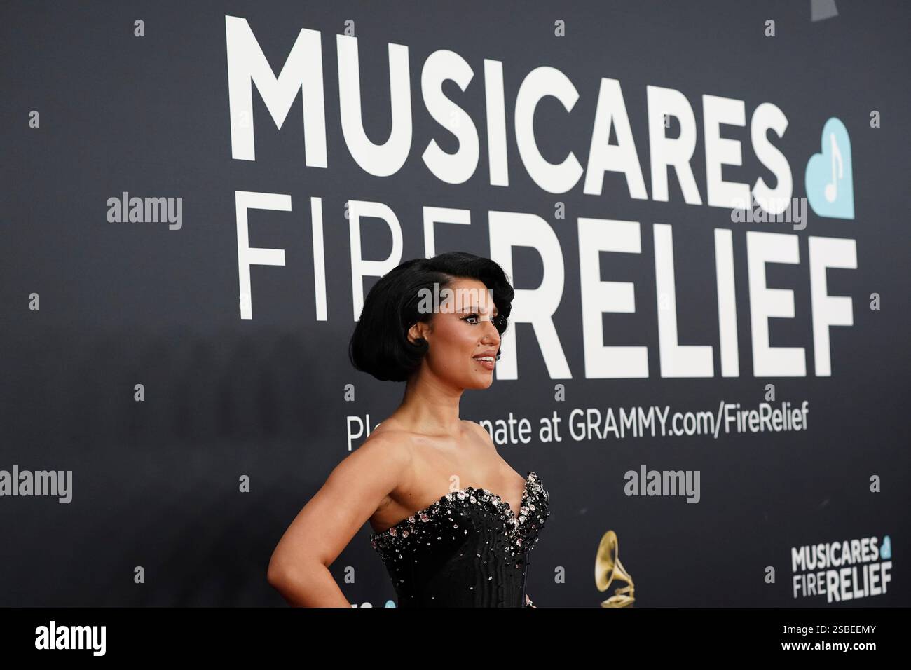 Raye arrives at the 67th annual Grammy Awards on Sunday, Feb. 2, 2025 ...