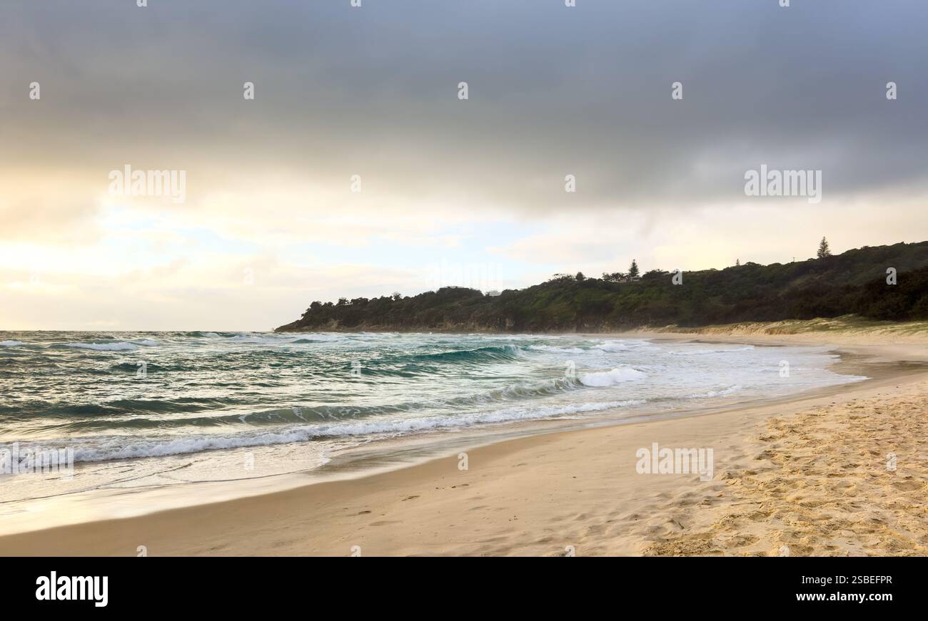 Sunrise at Point Lookout looking towards Frenchmans Beach on Stradbroke ...