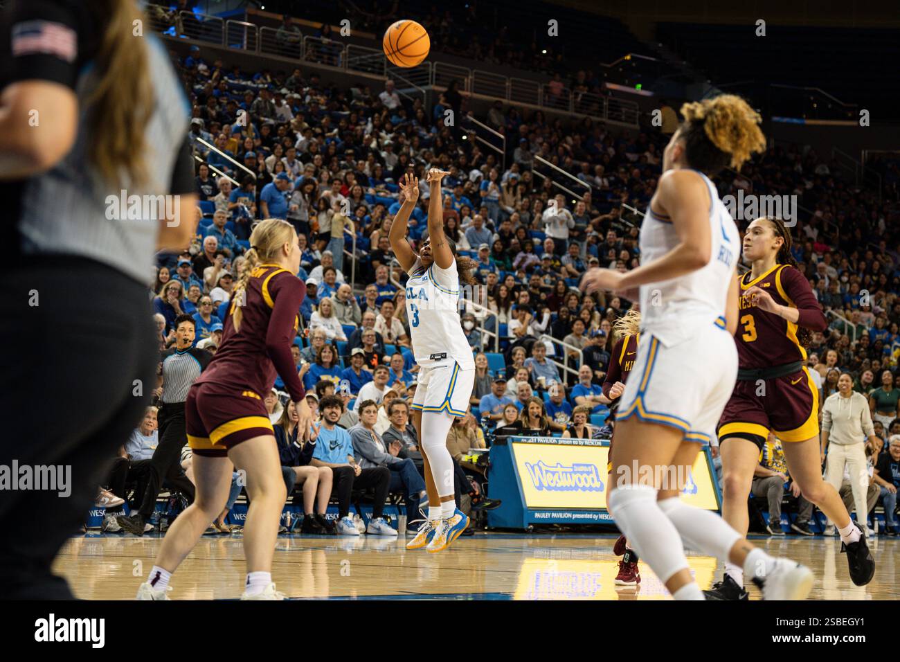 UCLA Bruins guard Londynn Jones (3) shoots a three pointer during a ...
