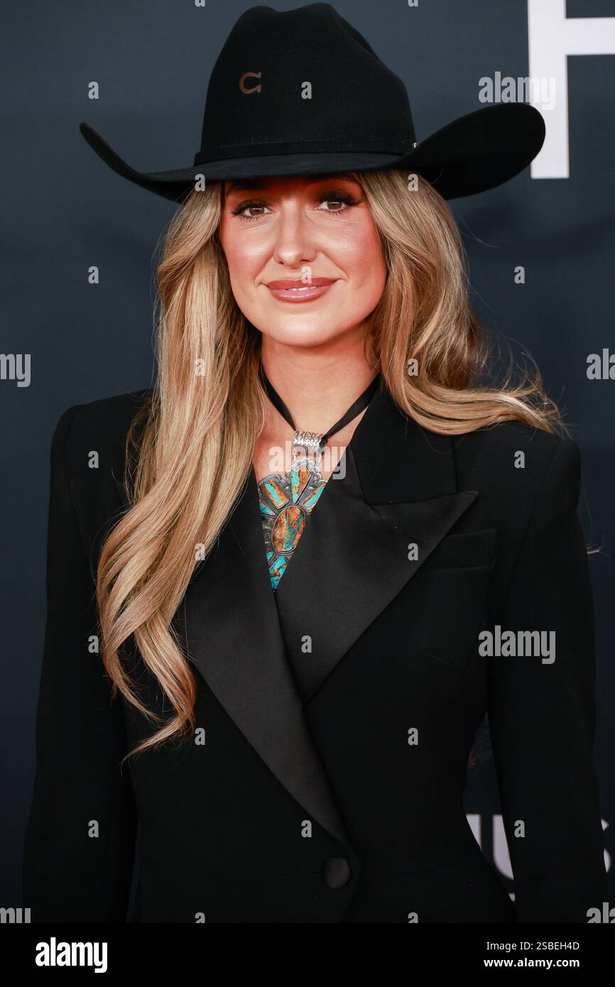 Los Angeles, USA. 02nd Feb, 2025. Lainey Wilson walking on the red ...