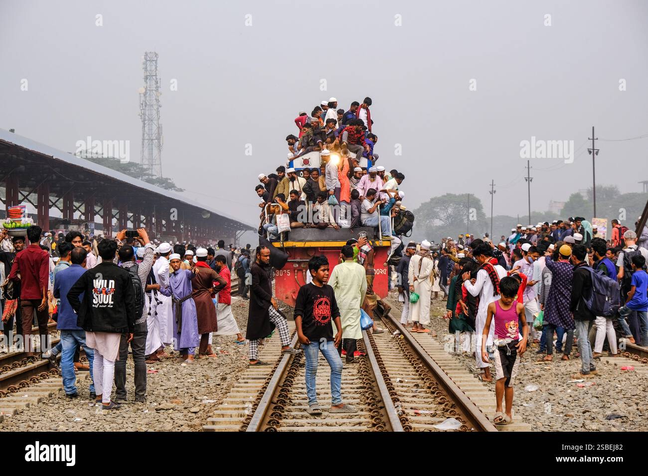 Dhaka, Khulna, Bangladesh. 2nd Feb, 2025. Explore the world's most ...