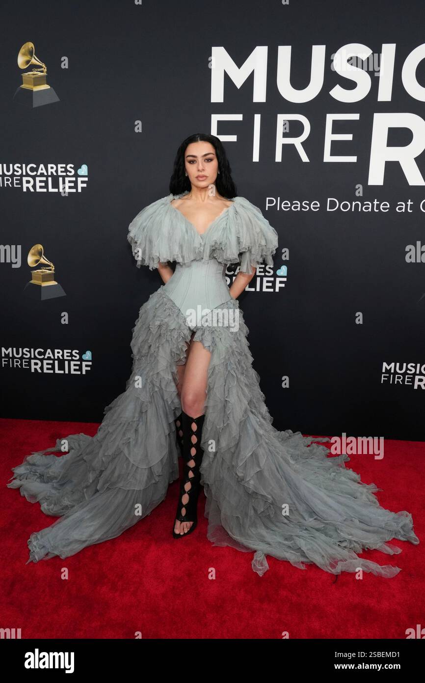 Charlie XCX arrives at the 67th annual Grammy Awards on Sunday, Feb. 2, 2025, in Los Angeles ...