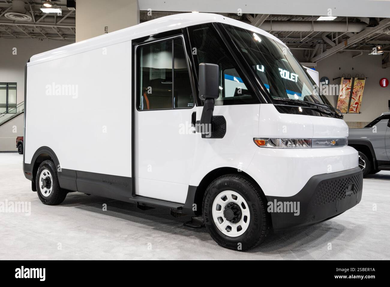 2025 chevrolet brightdrop 400 awd hi-res stock photography and images - Alamy