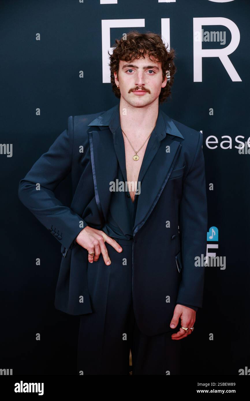 Los Angeles, USA. 02nd Feb, 2025. Benson Boone walking on the red ...