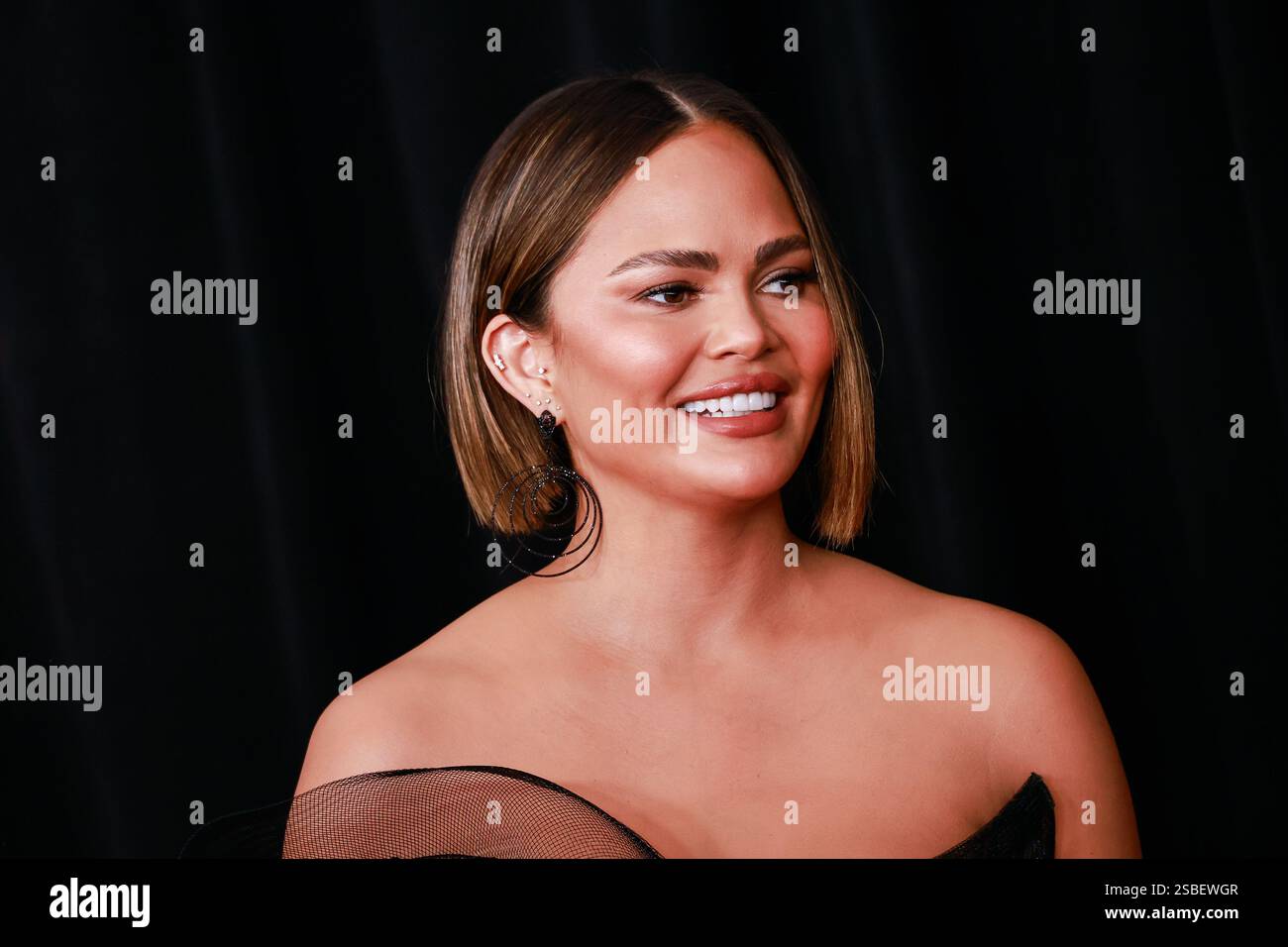 Los Angeles, USA. 02nd Feb, 2025. Chrissy Teigen walking on the red ...