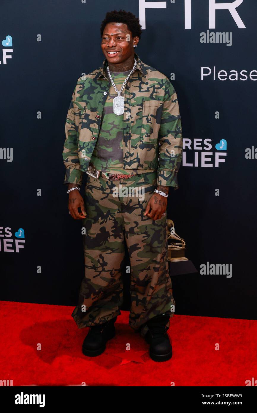 Los Angeles, USA. 02nd Feb, 2025. Asake walking on the red carpet ...
