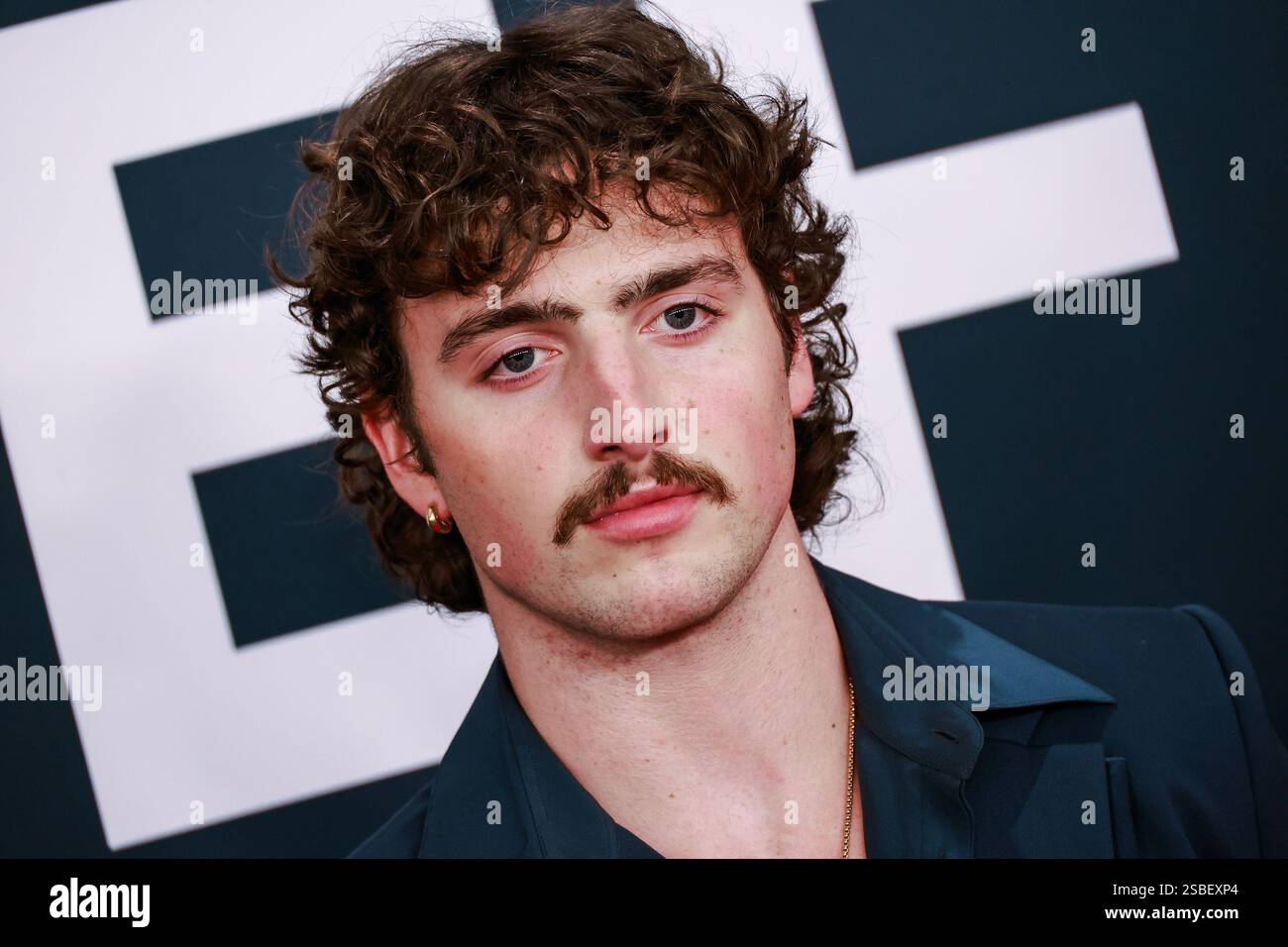 Los Angeles, USA. 02nd Feb, 2025. Benson Boone walking on the red ...