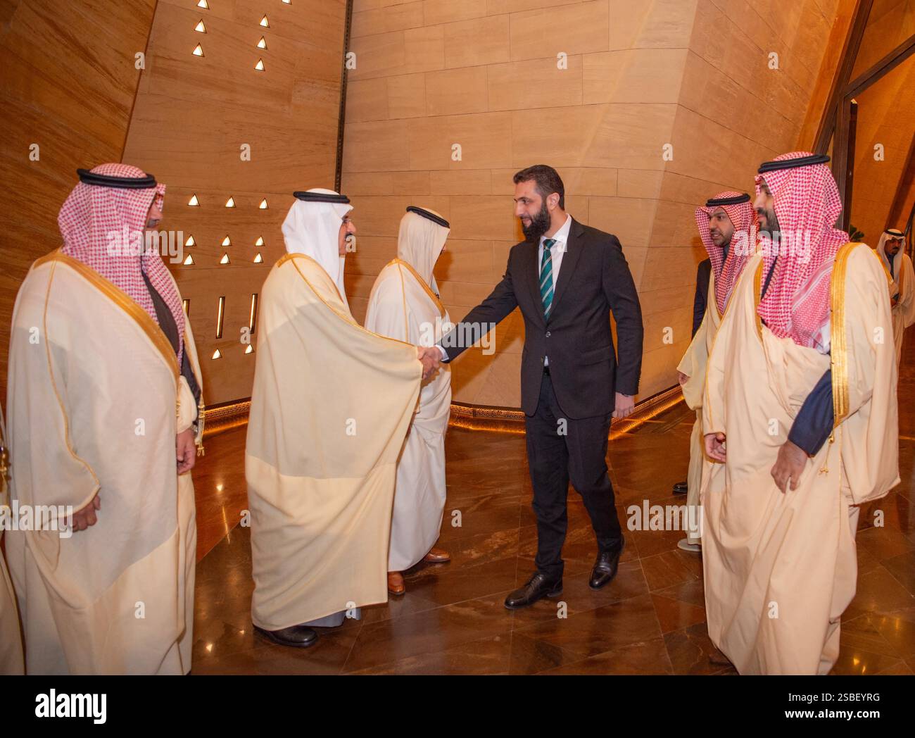 (250203) -- RIYADH, Feb. 3, 2025 (Xinhua) -- Syria's interim President ...