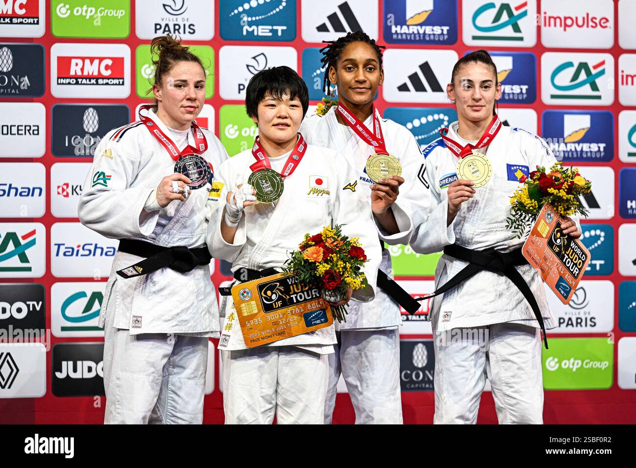 KAJU HARUKA GJAKOVA NORA Manon Deketer and Melkia Auchecorne during the ...