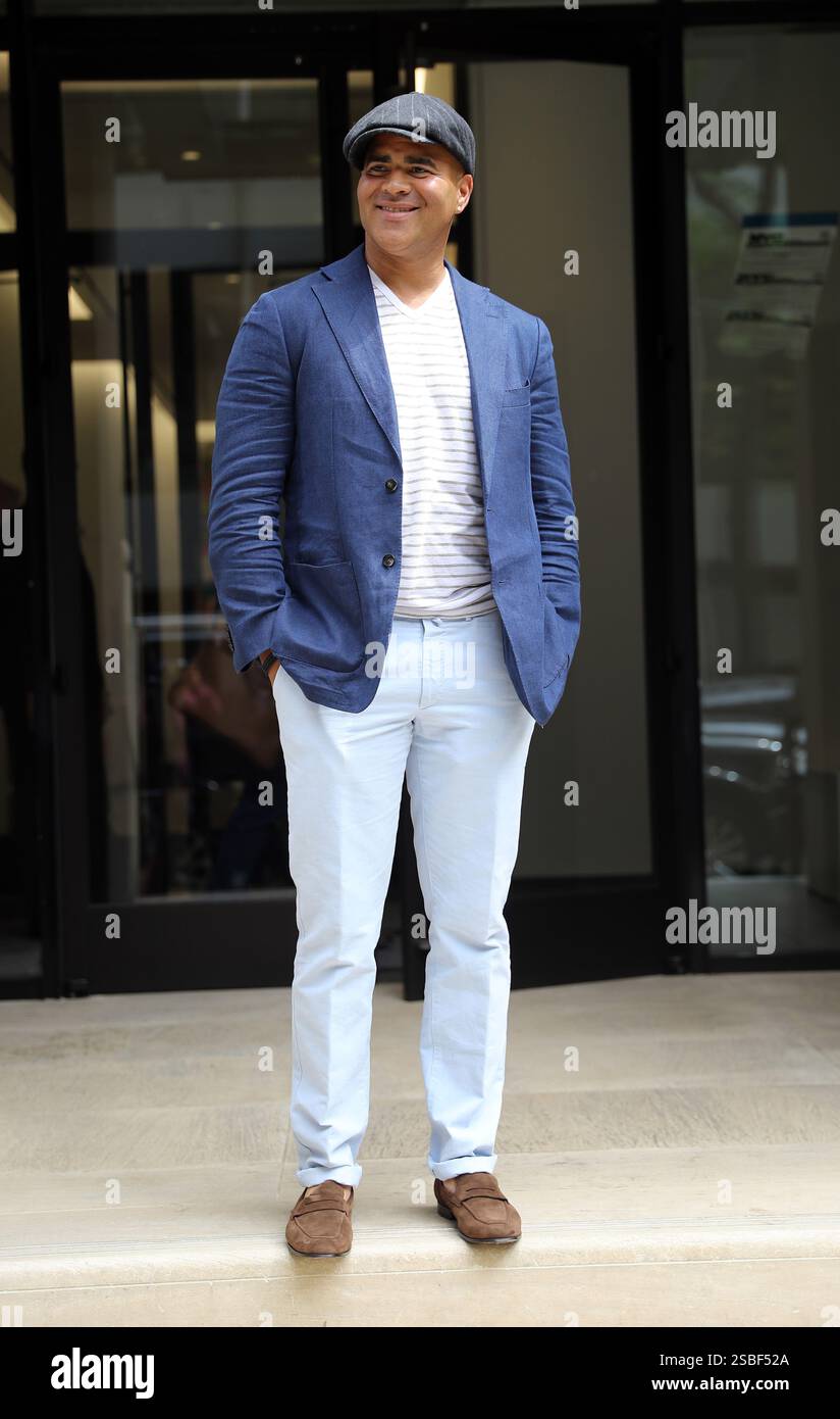 Actor Christopher Jackson seen out in Midtown Manhattan on May 23 2019 ...