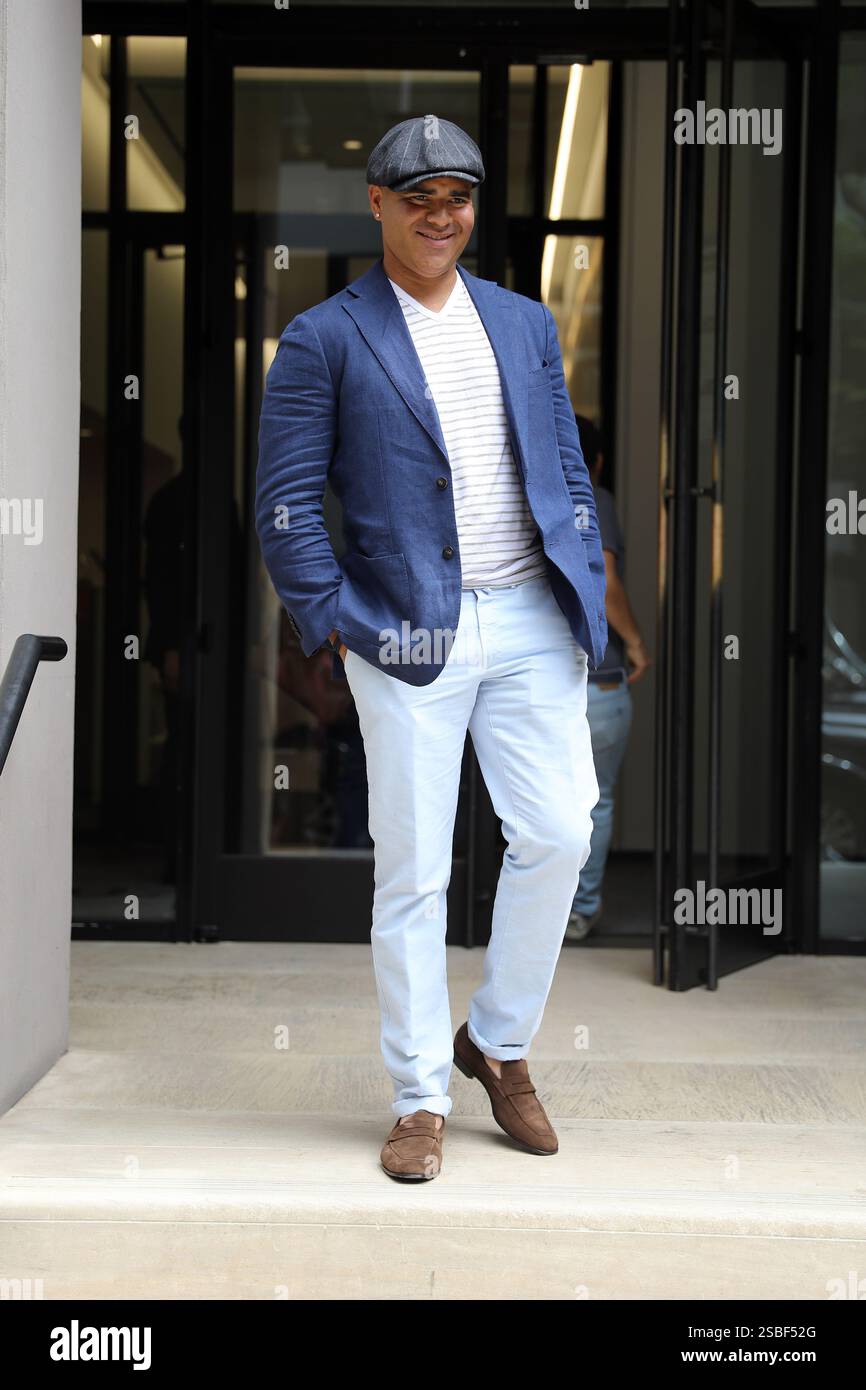 Actor Christopher Jackson seen out in Midtown Manhattan on May 23 2019 ...