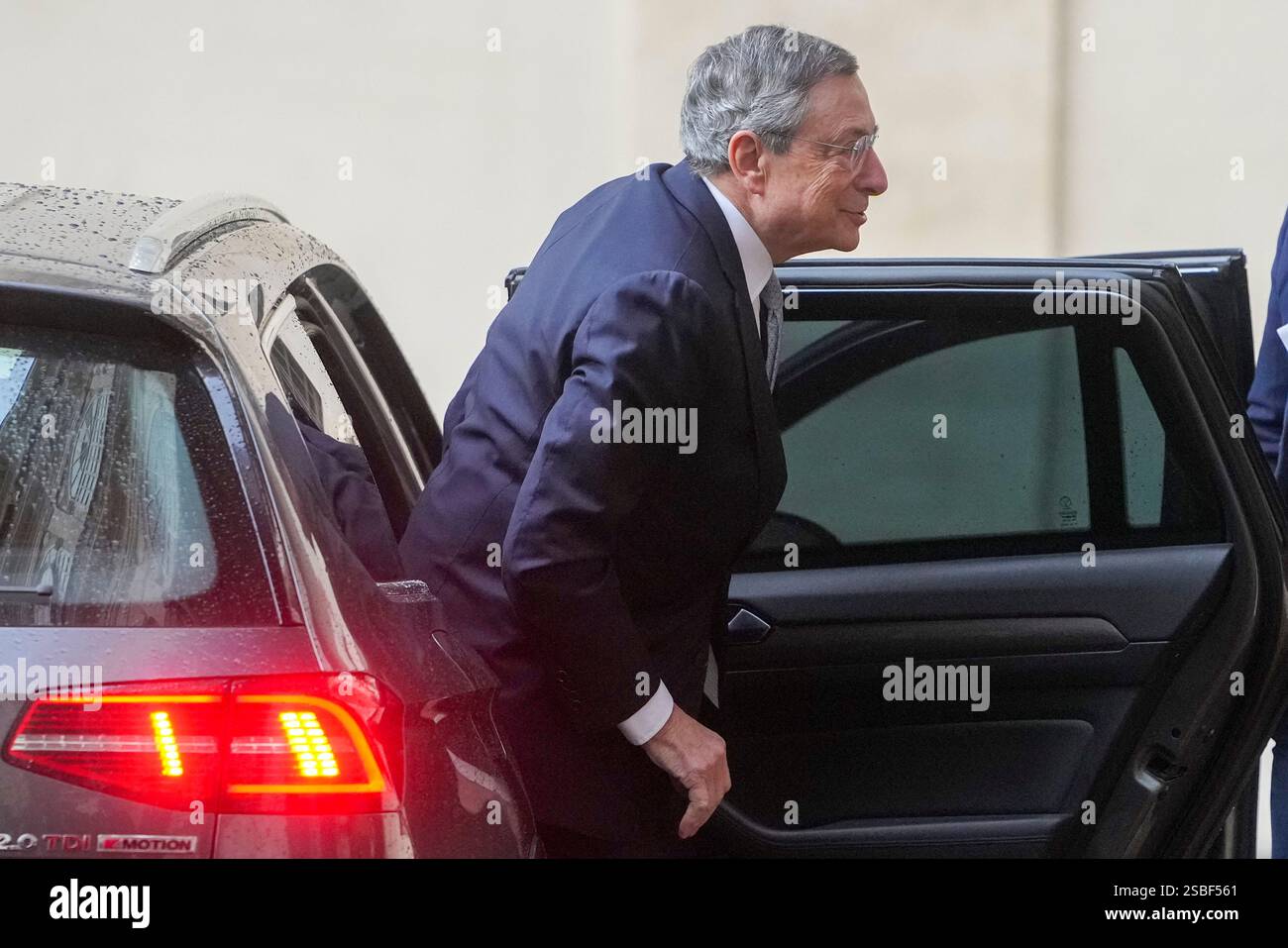 Former European Central Bank President and former Italian Premier Mario ...