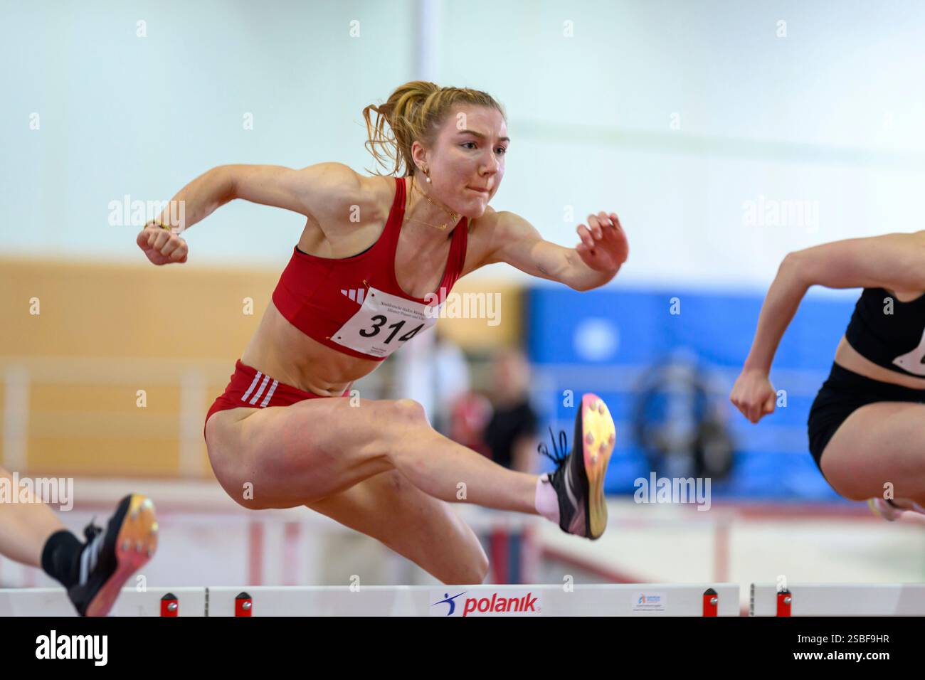 Strau? Emma (Start Nr. 314, Hamburger SV); Norddeutsche Hallen Meisterschaften Leichtathletik ...