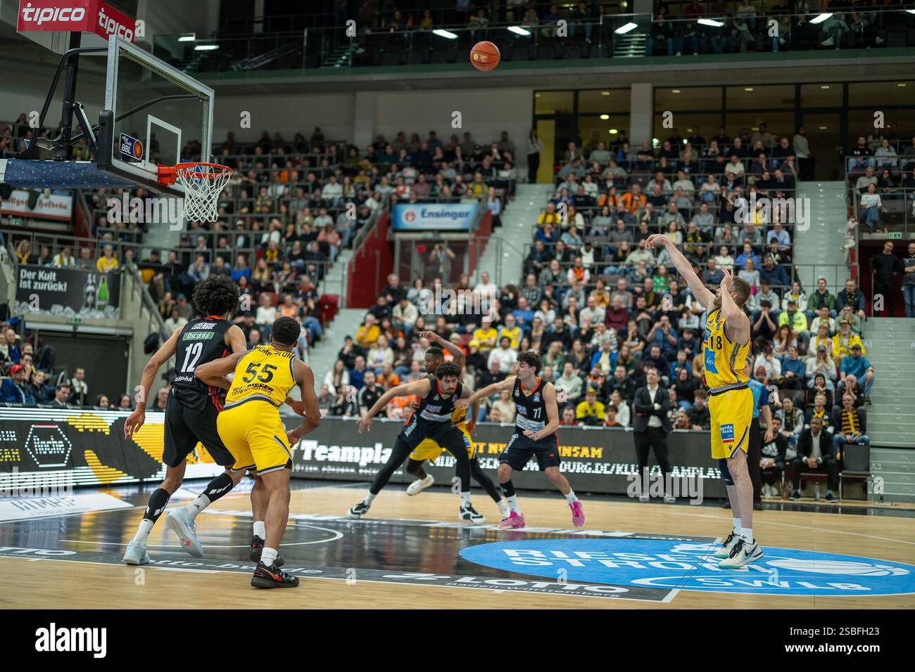 Jonas Wohlfarth-Bottermann (MHP Riesen Ludwigsburg, #18), GER, MHP ...