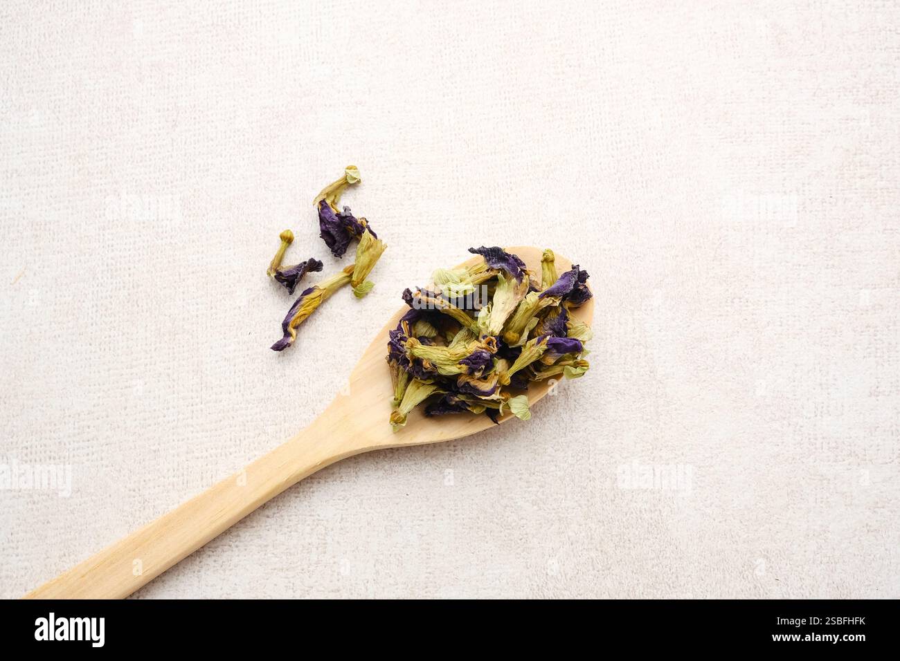 Dried Blue Butterfly Pea flower or Clitoria ternatea for herbal tea ...