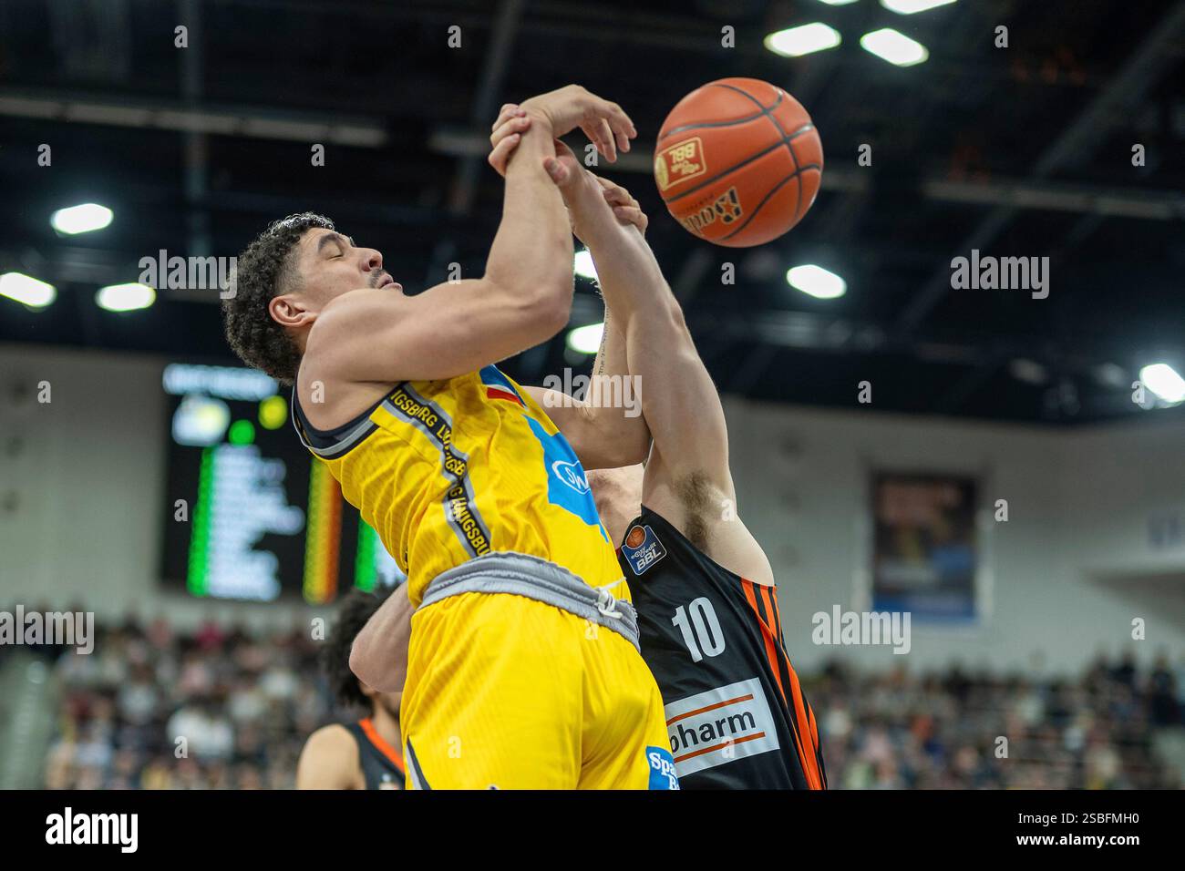 Ludwigsburg, Deutschland. 02nd Feb, 2025. Joel Scott (MHP Riesen ...