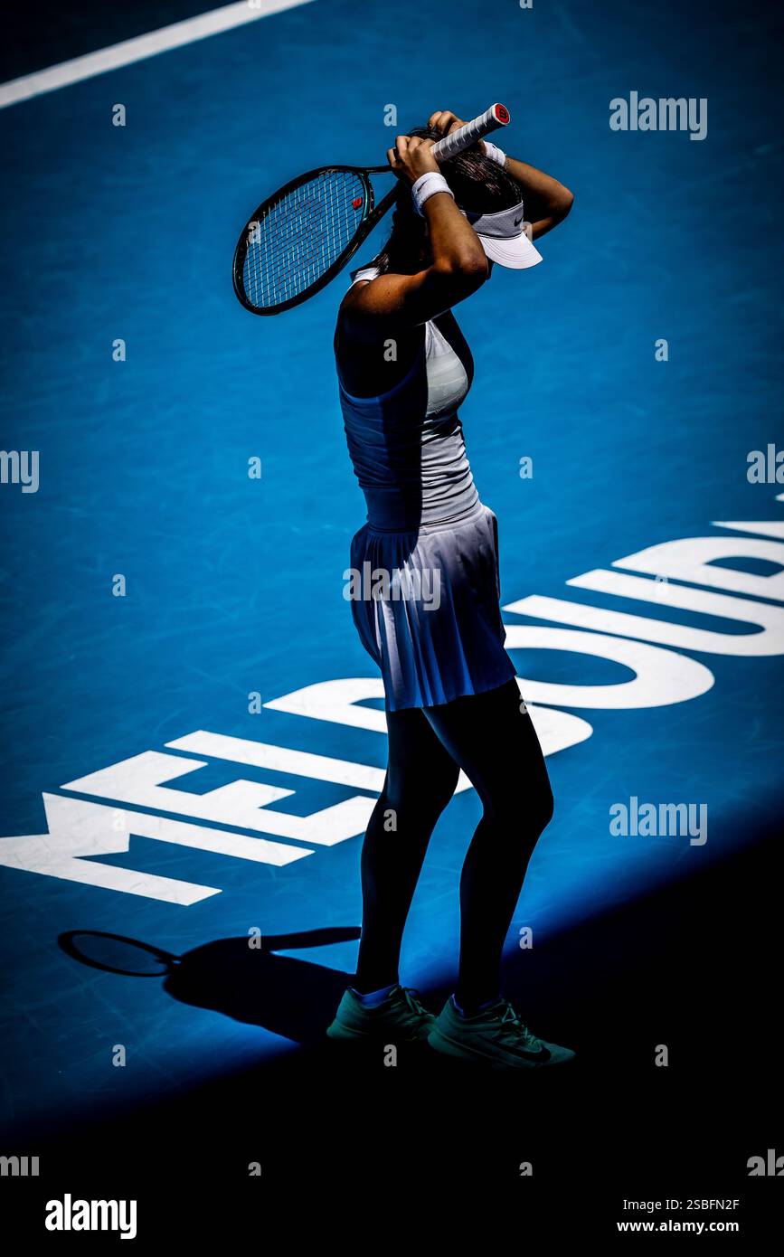 Emma raducanu 2025 australian open hi-res stock photography and images ...