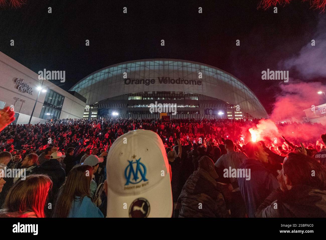 Olympique de marseille 2025 fans hi-res stock photography and images ...