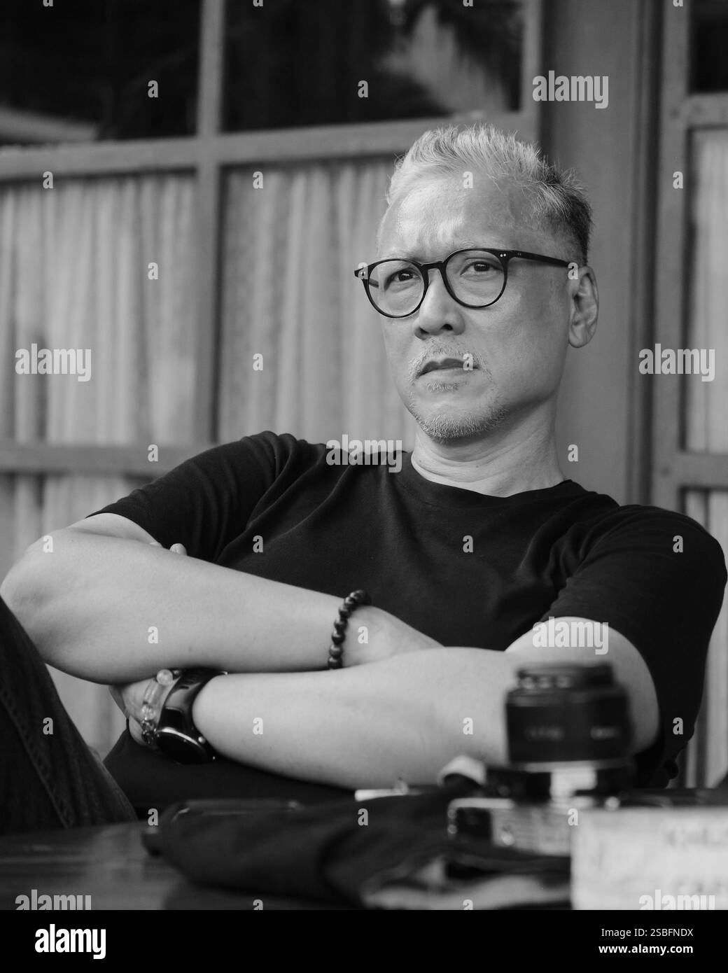 Artistic portrait hi-res stock photography and images - Alamy