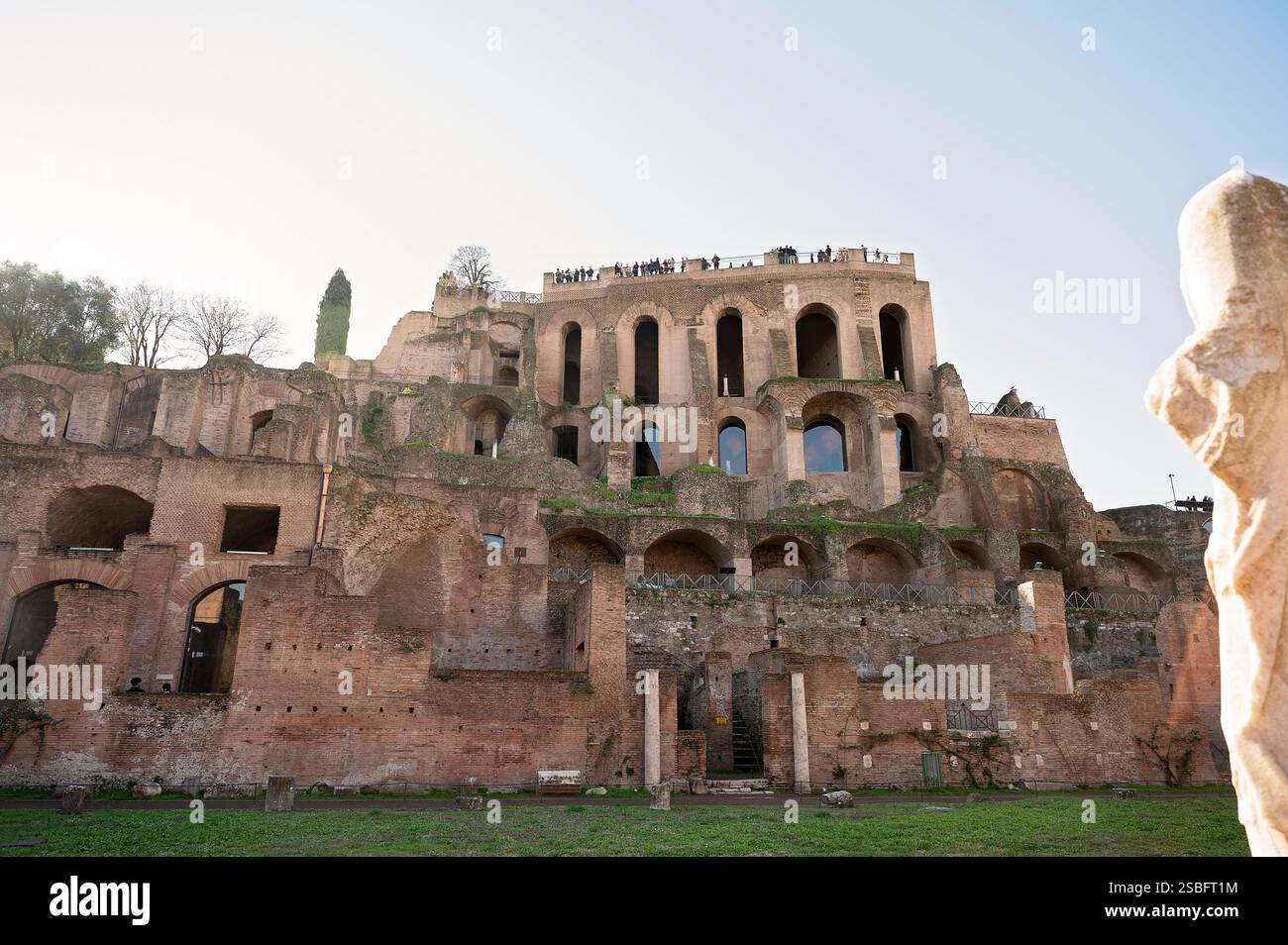 Brick stone arches hi-res stock photography and images - Alamy