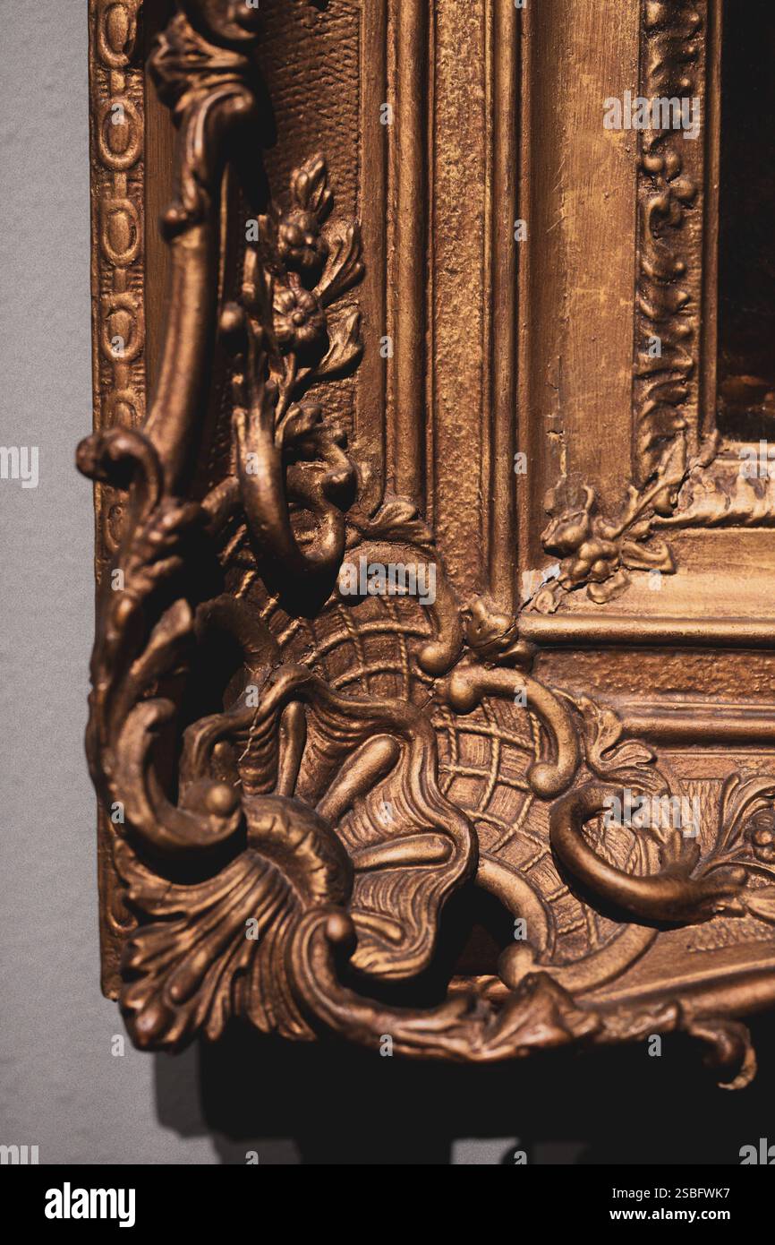 Intricate Gilded Golden Frame: A Masterpiece in Detail Stock Photo - Alamy