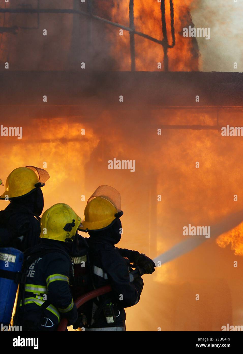 Victim of explosion hi-res stock photography and images - Alamy