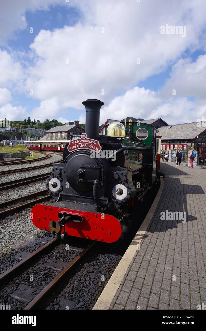 Hunslet ,Steam Locomotive, 2-4-0, Linda, Porthmadog, Harbour Station ...