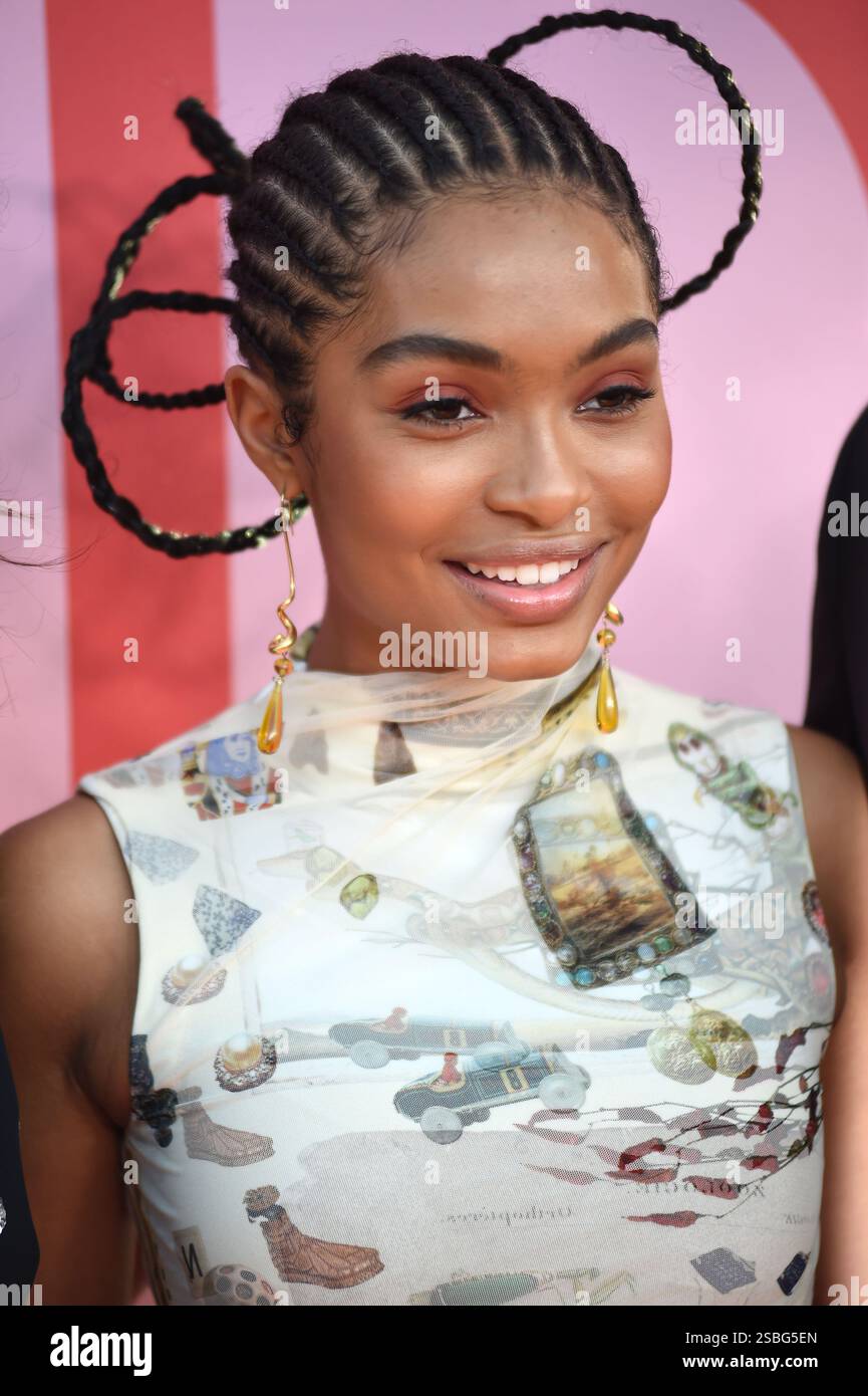 Yara Shahidi arriving at the CFDA Fashion Awards at the Brooklyn Museum ...
