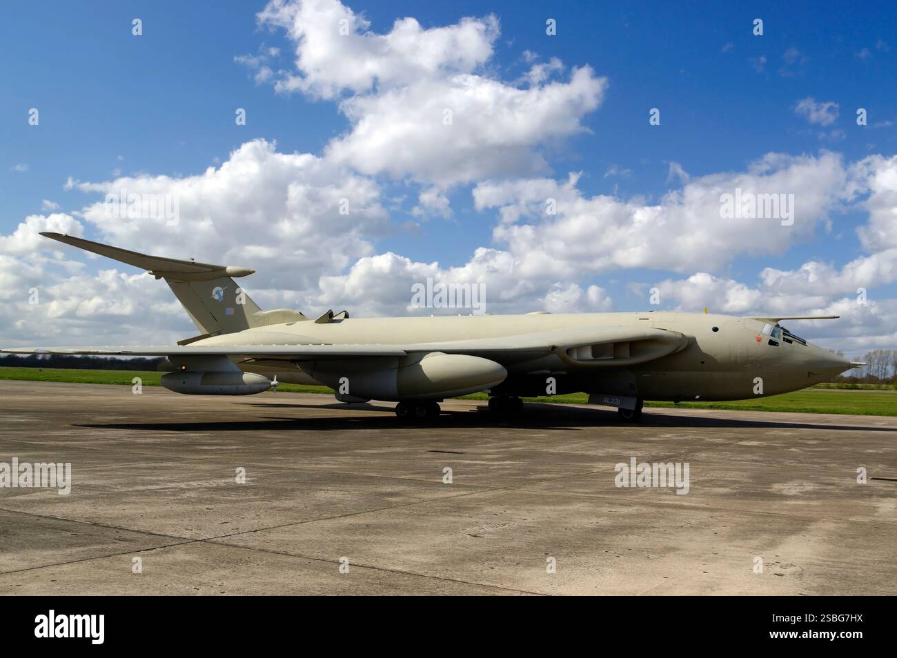 Handley Page, Victor, K2, XL231, Lusty Lindy, Yorkshire Air Museum ...