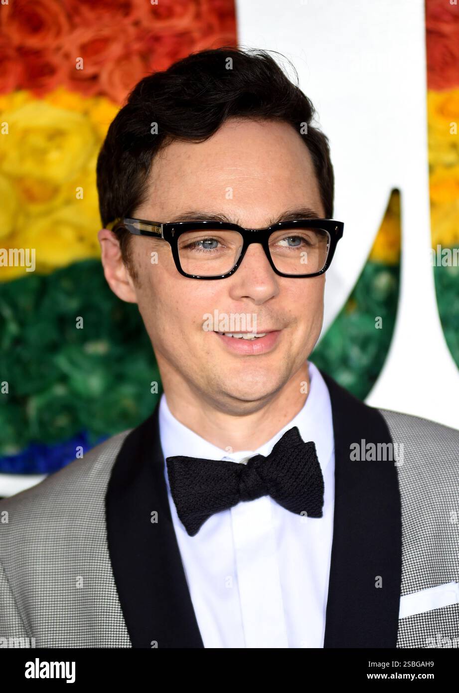 Jim Parsons arriving at the 73rd Annual Tony Awards at Radio City Music ...