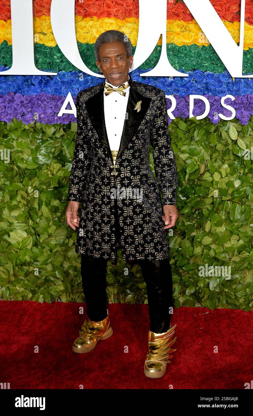 Andre De Shields arriving at the 73rd Annual Tony Awards at Radio City ...