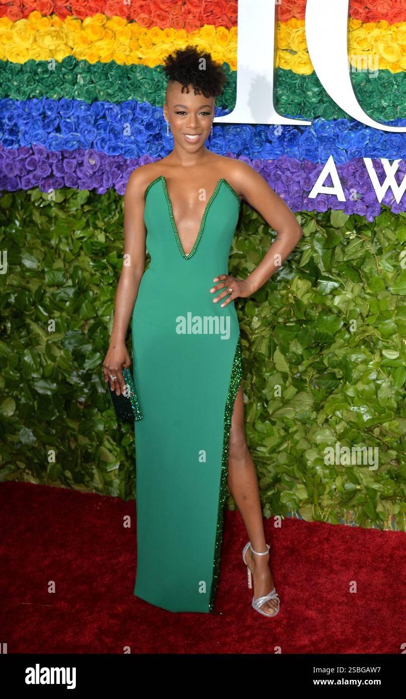 Samira Wiley arriving at the 73rd Annual Tony Awards at Radio City ...