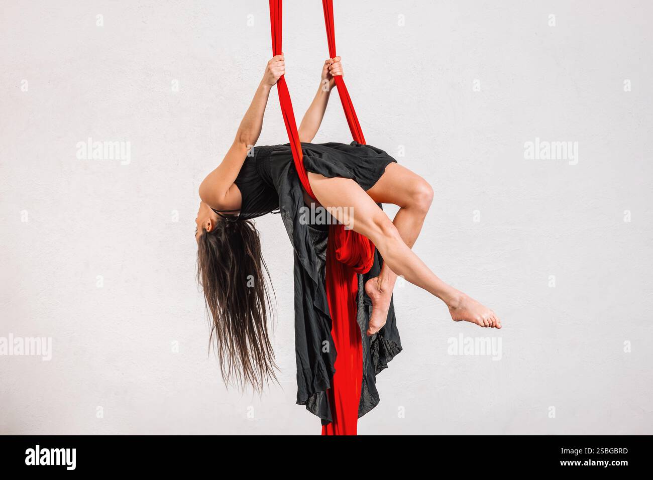 Acrobatic pose hi-res stock photography and images - Alamy