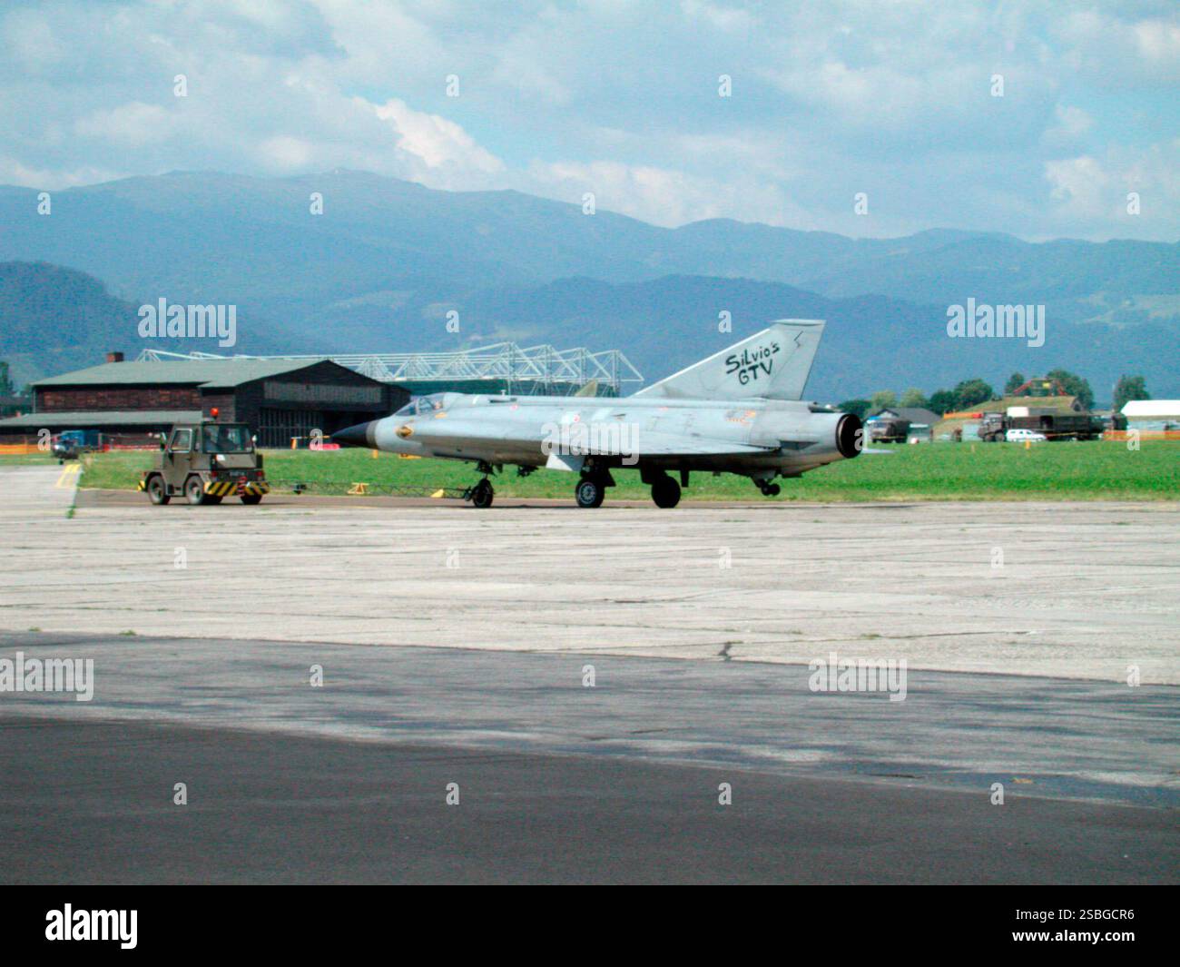 the saab draken is a military fighter jet the saab draken a military ...