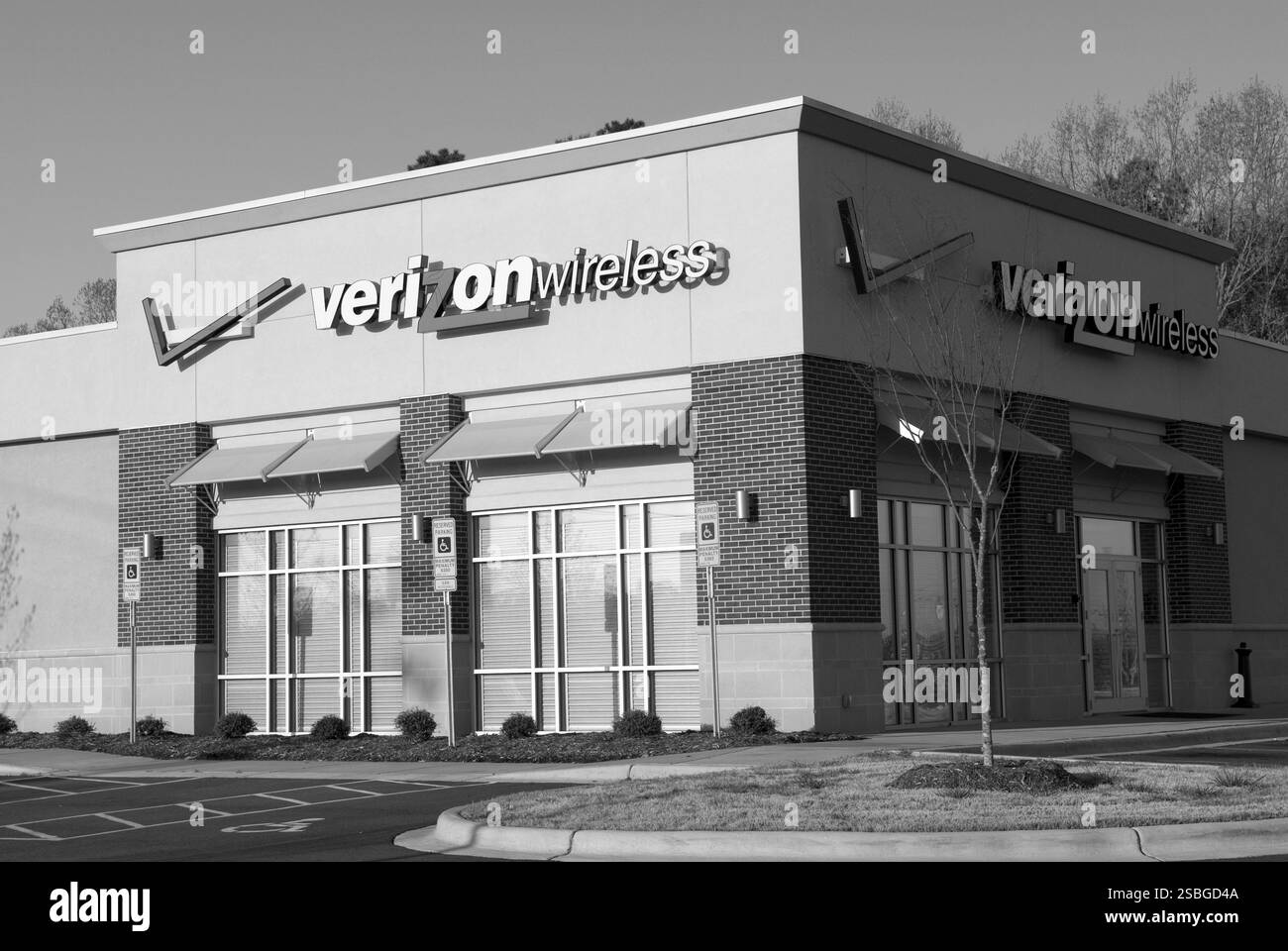 Wireless carrier Black and White Stock Photos & Images - Alamy