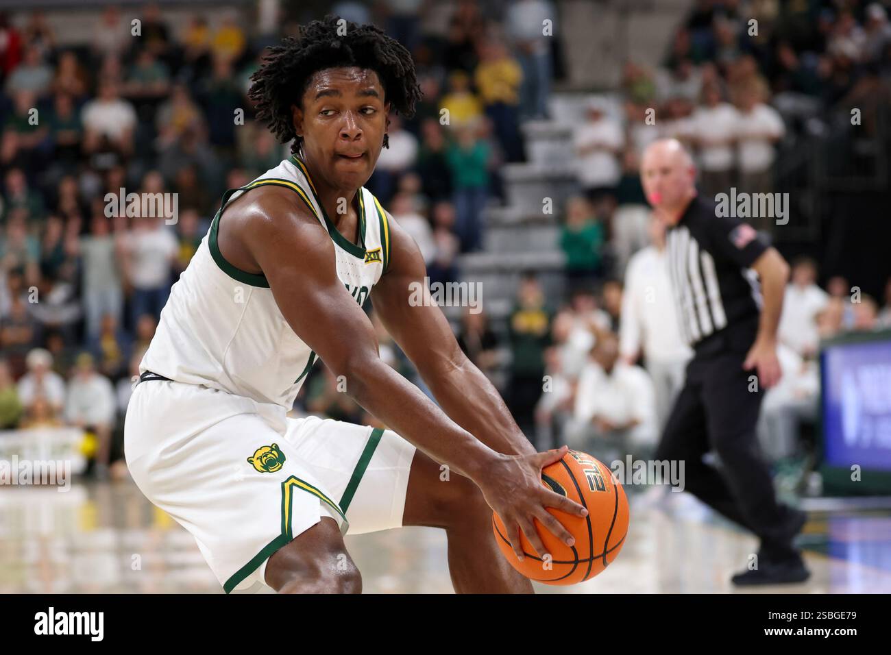 WACO, TX - FEBRUARY 01: Baylor Bears guard Robert Wright III (1) grabs ...