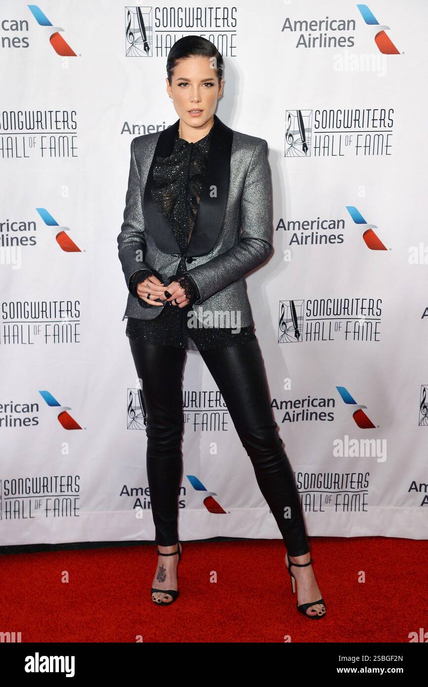 Halsey attending arrivals for Songwriters Hall of Fame Annual Induction ...