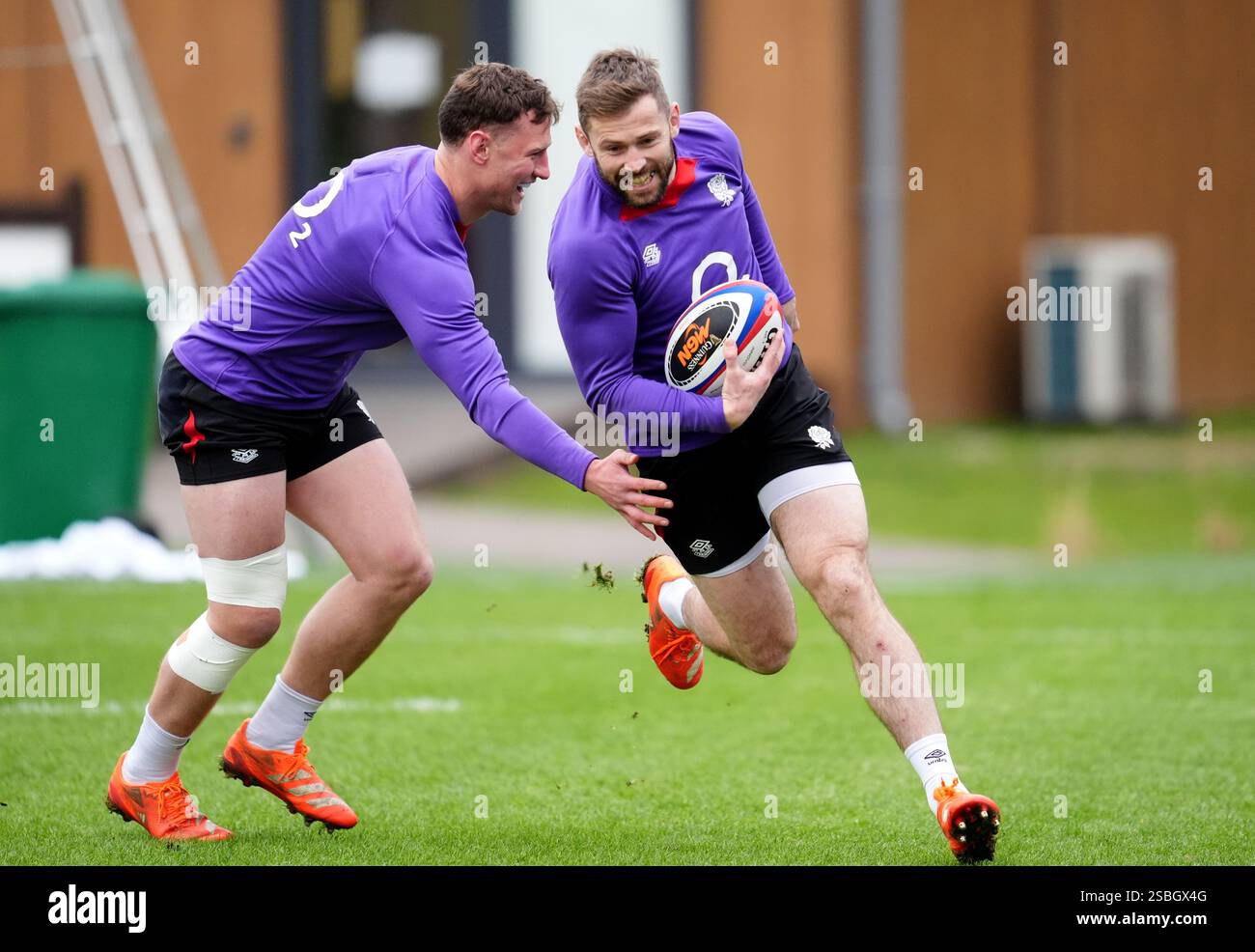 England's Fraser Dingwall (left) and Elliot Daly during a training ...