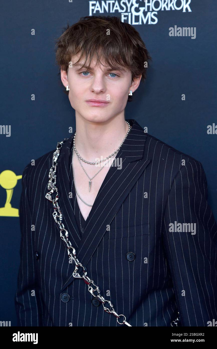 Cameron Crovetti bei der Verleihung der 52. Saturn Awards 2025 im ...