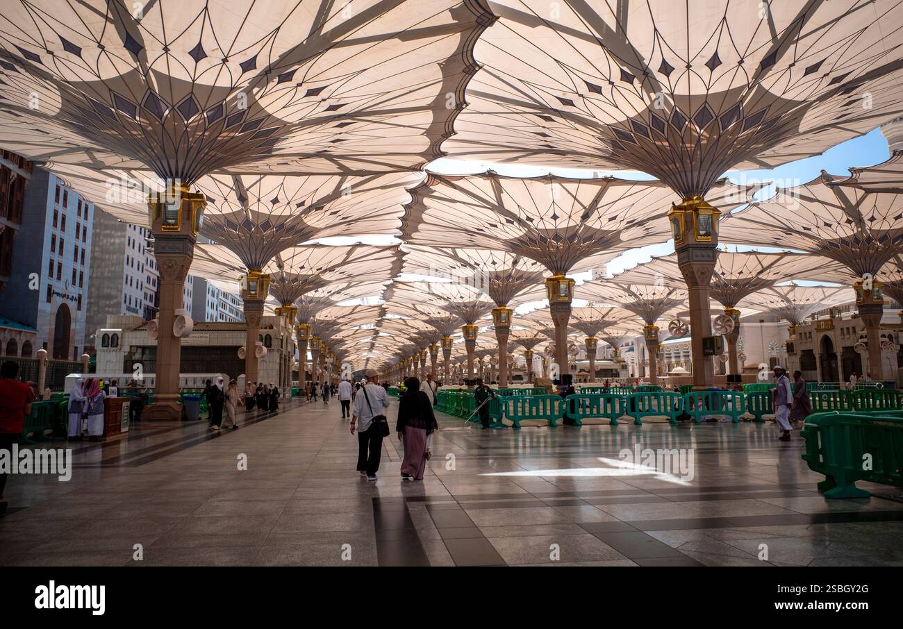 Medina, Saudi Arabia - June 29, 2024: Hajj and Umrah pilgrims under the ...