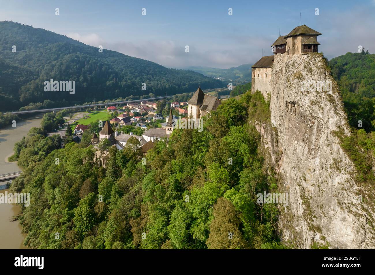 Green medieval landscape hi-res stock photography and images - Alamy