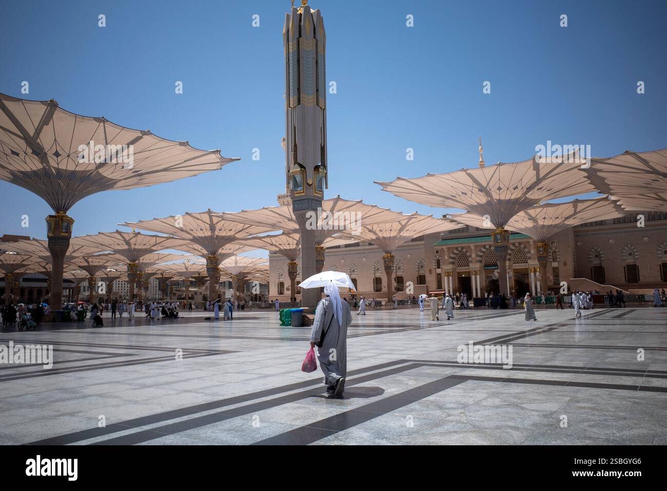 Medina, Saudi Arabia - July 1, 2024: Hajj and Umrah pilgrims under the ...