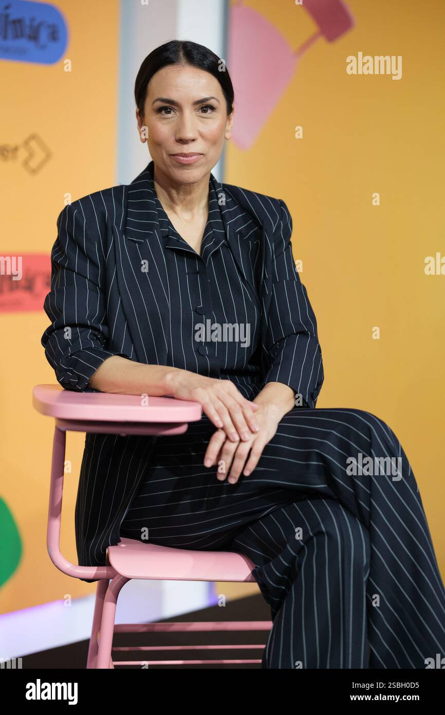 Generación química hi-res stock photography and images - Alamy