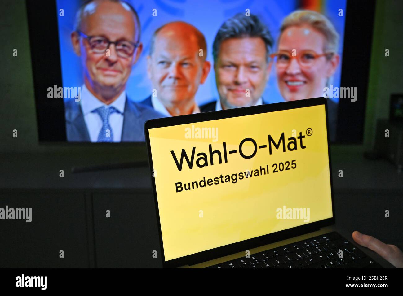 Themenfoto: Wahl-O-Mat zu Bundestagswahl 2025, Der Wahl-O-Mat zur Bundestagswahl wird am 6 ...