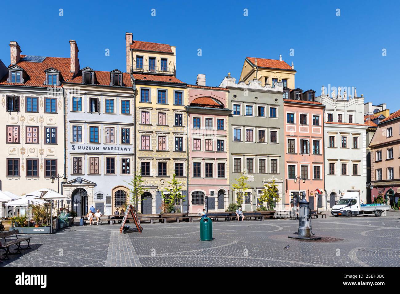 Old Town Market Square with historic buildings city in Warsaw, Poland ...